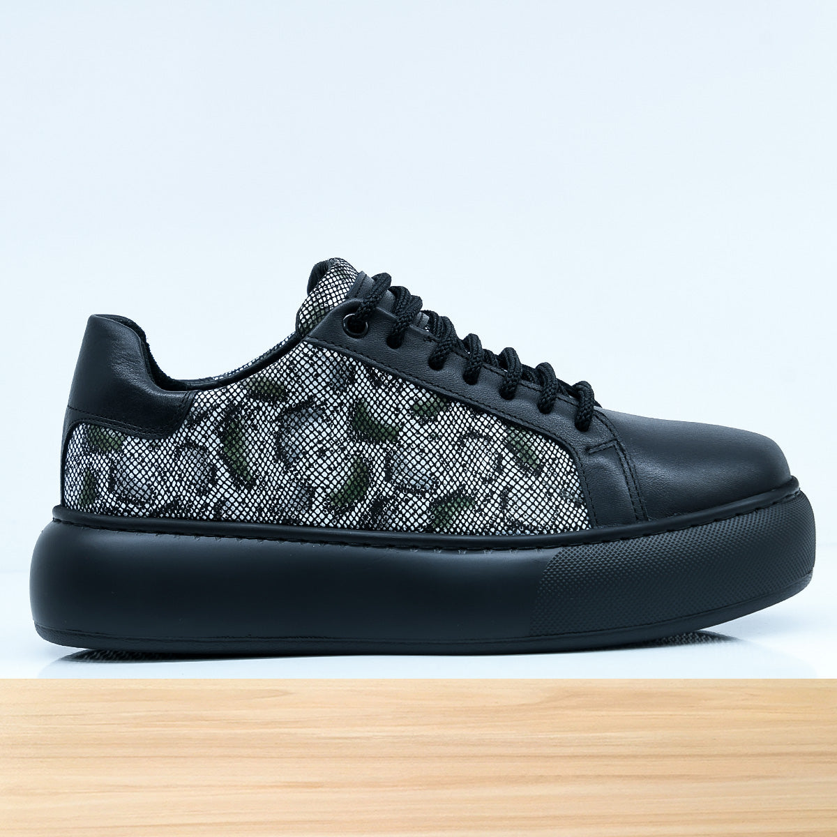 304F Lastyle Cuir Noir – SANTIAGO®